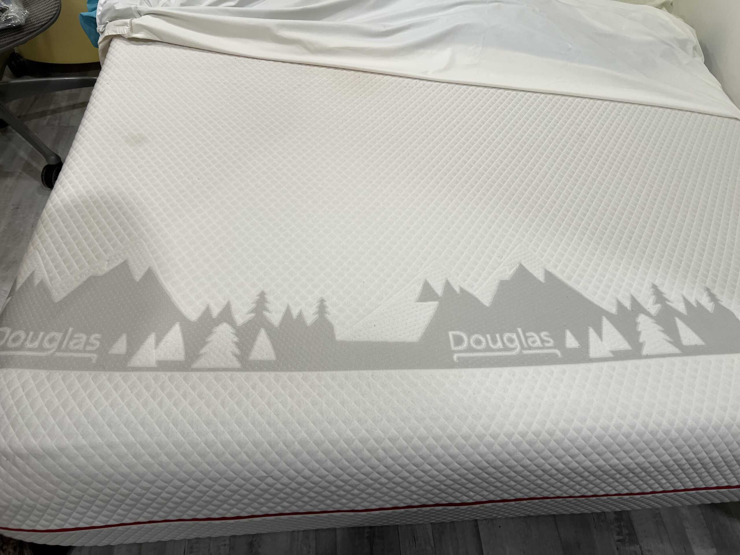 Douglas Original Mattress Review - Slumber.ca