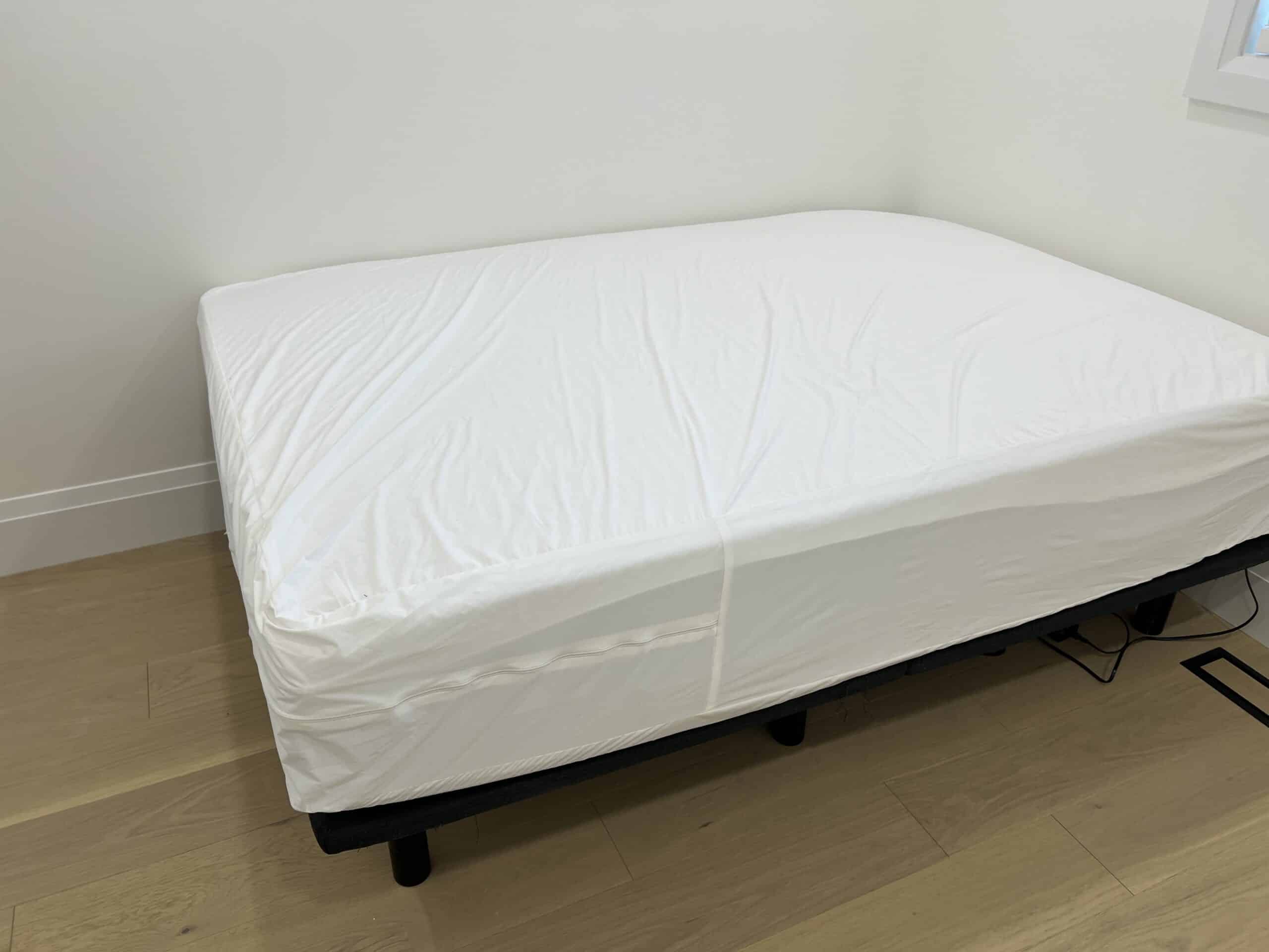 We Tested 34+ Mattresses for Side Sleepers in Canada - Slumber.ca